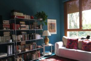 How To Shelve Library Books Alphabetically - Home Futuristic